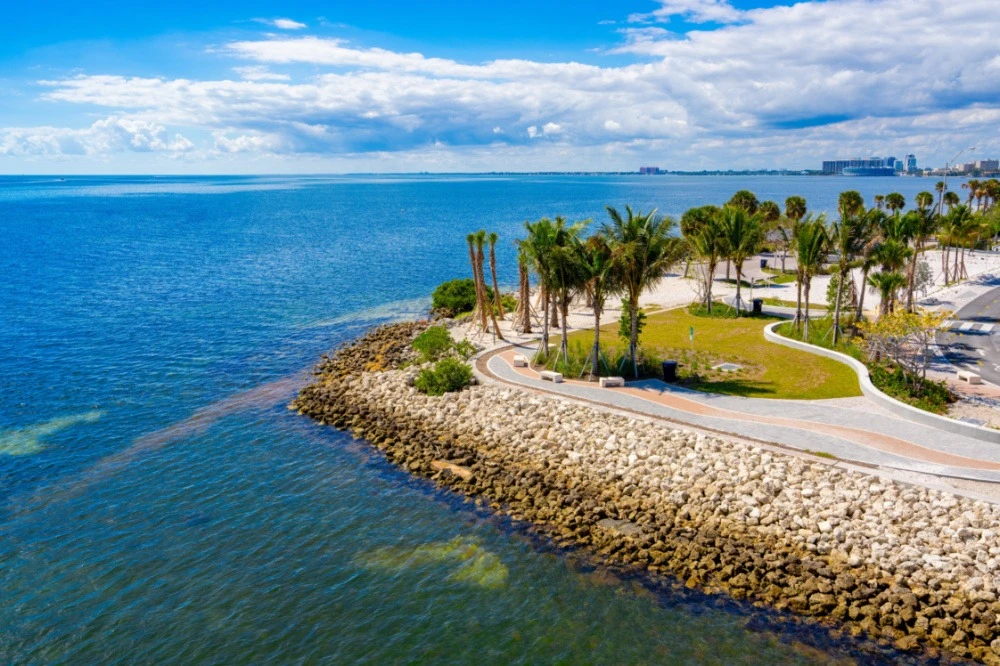 Lamborghini Rental Miami: 7 Roads Built for a Supercar